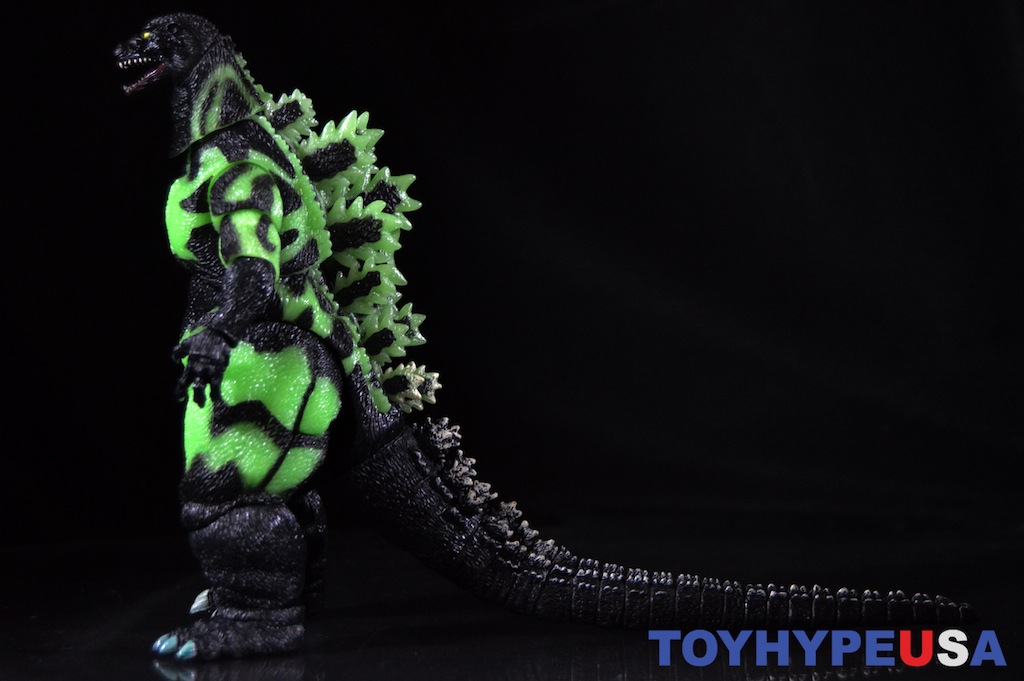NECA Toys Reactor Glow Godzilla 12" Head-To-Tail Figure Review
