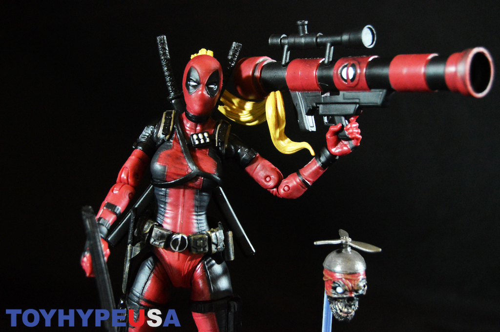 Diamond Select Toys Marvel Select Lady Deadpool Figure Review