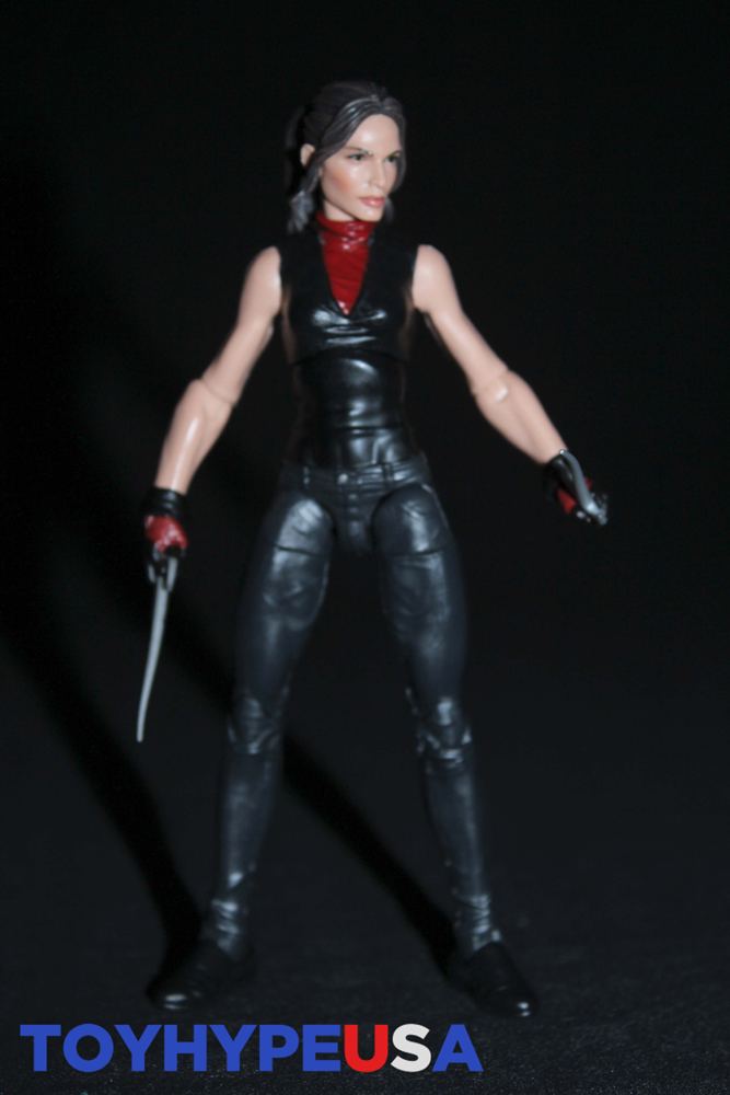 Hasbro Marvel Legends 6" Marvel Knights MCU Elektra Figure Review