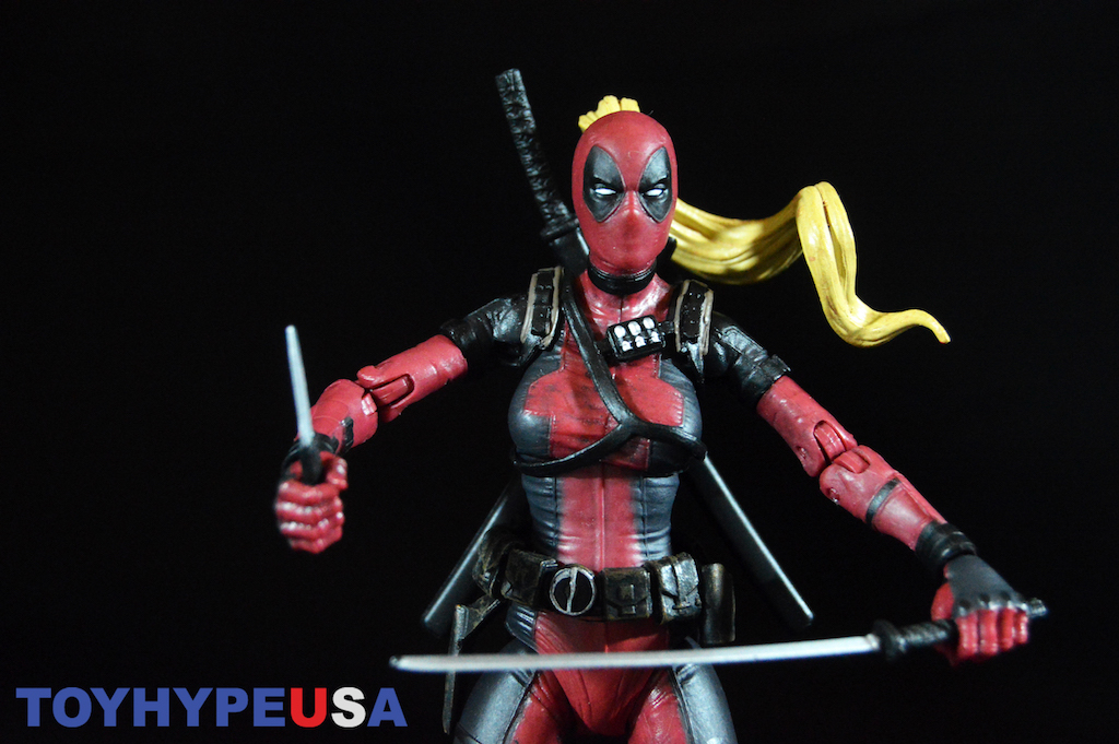 Diamond Select Toys Marvel Select Lady Deadpool Figure Review