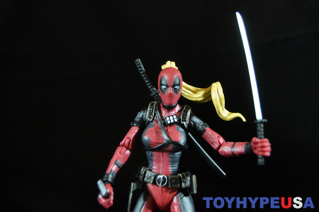 Diamond Select Toys Marvel Select Lady Deadpool Figure Review