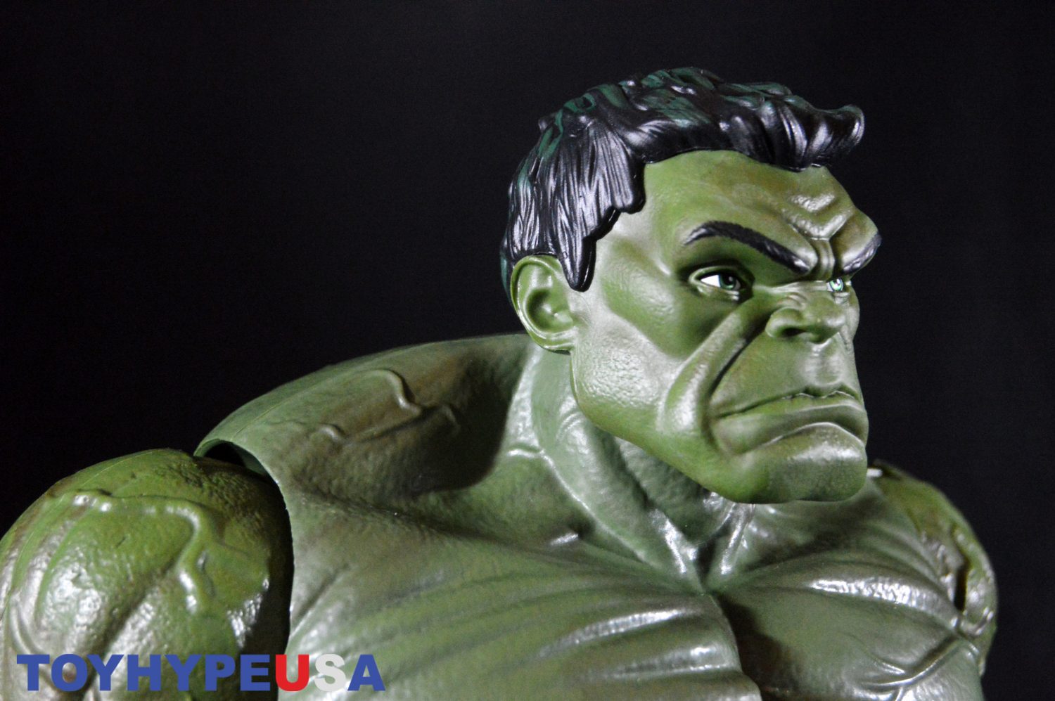 Hasbro Marvel Legends 12" Hulk Figure Review & Giveaway