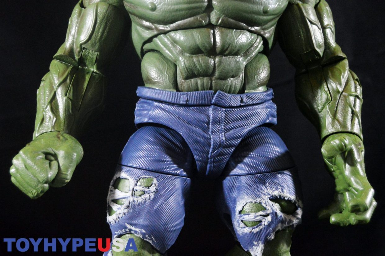 Hasbro Marvel Legends 12" Hulk Figure Review & Giveaway