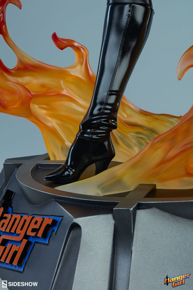 Sideshow Collectibles Abbey Chase Danger Girl Premium Format Figure Pre ...