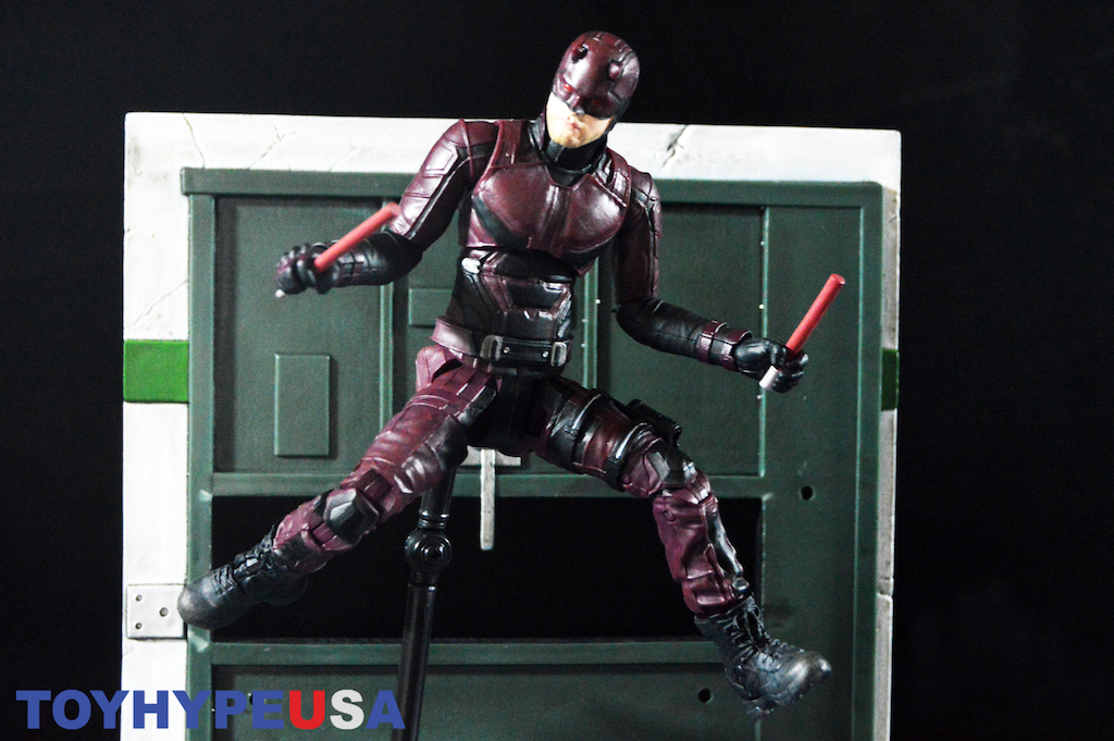 Diamond Select Toys Marvel Select Netflix Daredevil Figure Review