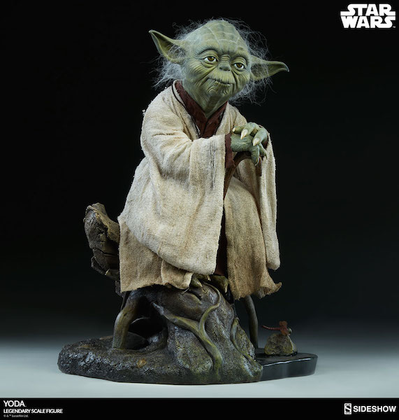 Star Wars: The Empire Strikes Back Yoda Legendary Scale Figure