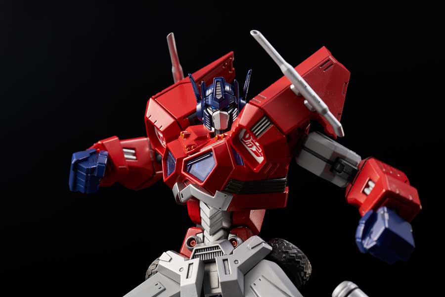 Bluefin Announces Transformers Optimus Prime Figure Release From Flame Toys