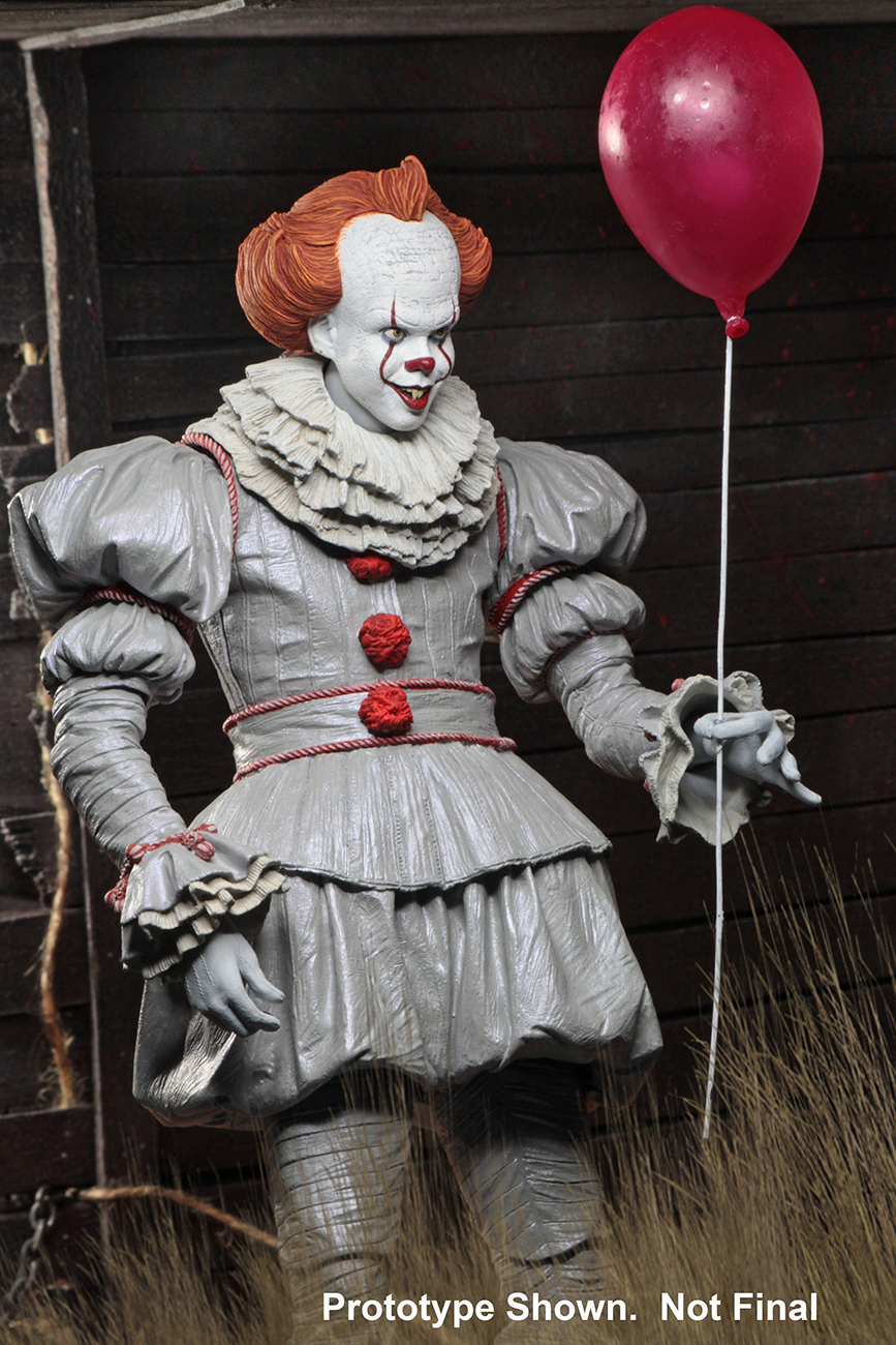 NECA Toys Behind The Scenes - Pennywise 1990 & 2017 Figures