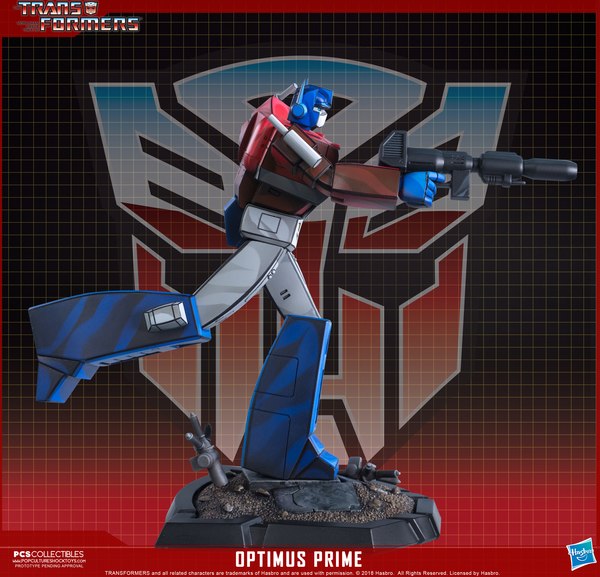 PCS Transformers Optimus Prime Classic Scale G1 Statue