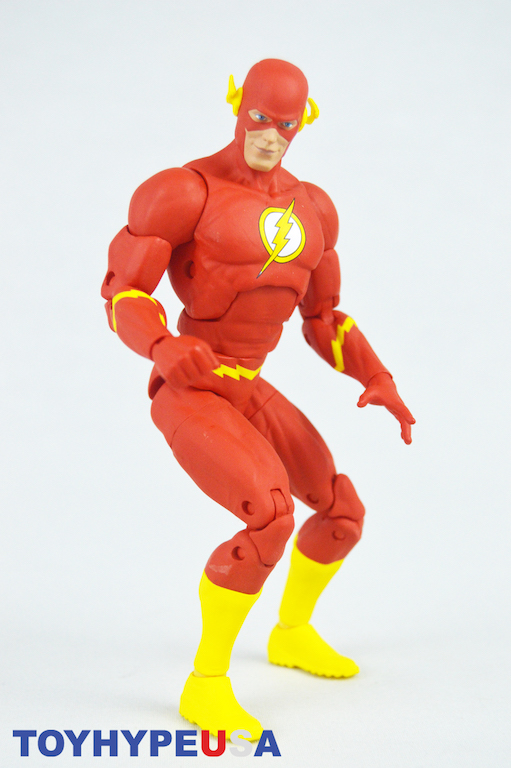 DC Collectibles - DC Essentials The Flash Figure Review