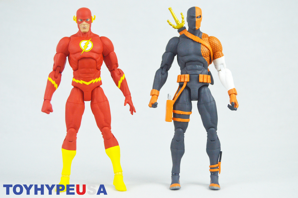 DC Collectibles - DC Essentials The Flash Figure Review