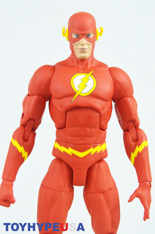 DC Collectibles - DC Essentials The Flash Figure Review