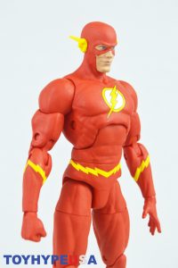 DC Collectibles - DC Essentials The Flash Figure Review