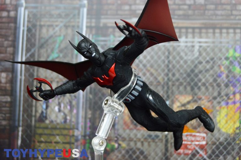 Mezco Toyz SDCC 2018 Exclusive Batman Beyond One:12 Collective Figure ...