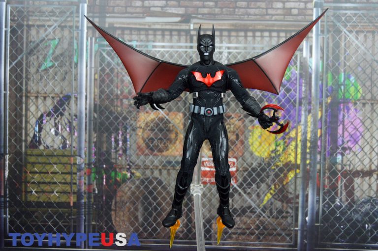 Mezco Toyz SDCC 2018 Exclusive Batman Beyond One:12 Collective Figure ...