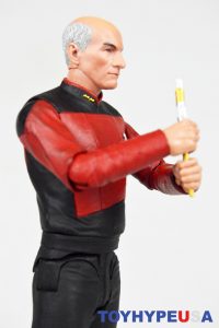 McFarlane Toys Star Trek 7" Captain Kirk & Captain Picard Figures Review