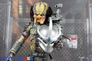 NECA Toys Ultimate Bad Blood Vs Enforcer Predator 2-Pack Review