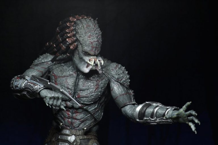 NECA Toys Predator 2018 Movie - Deluxe Armored Assassin Predator Figure