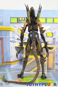 NECA Toys Aliens Series 13 – Sgt. Apone, Snake Alien & Scorpion Alien ...