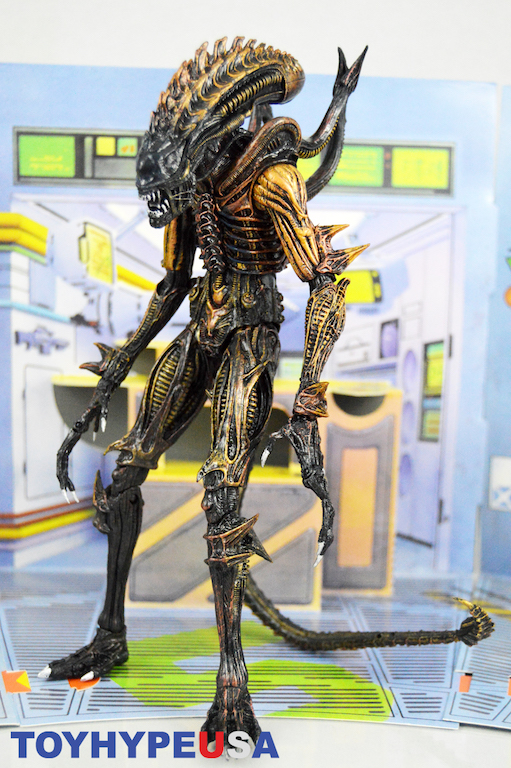 NECA Toys Aliens Series 13 – Sgt. Apone, Snake Alien & Scorpion Alien ...