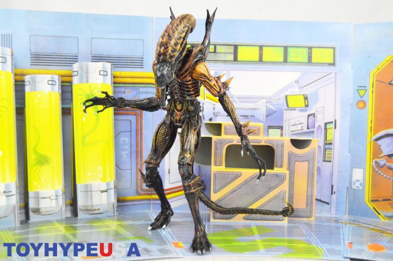NECA Toys Aliens Series 13 – Sgt. Apone, Snake Alien & Scorpion Alien ...