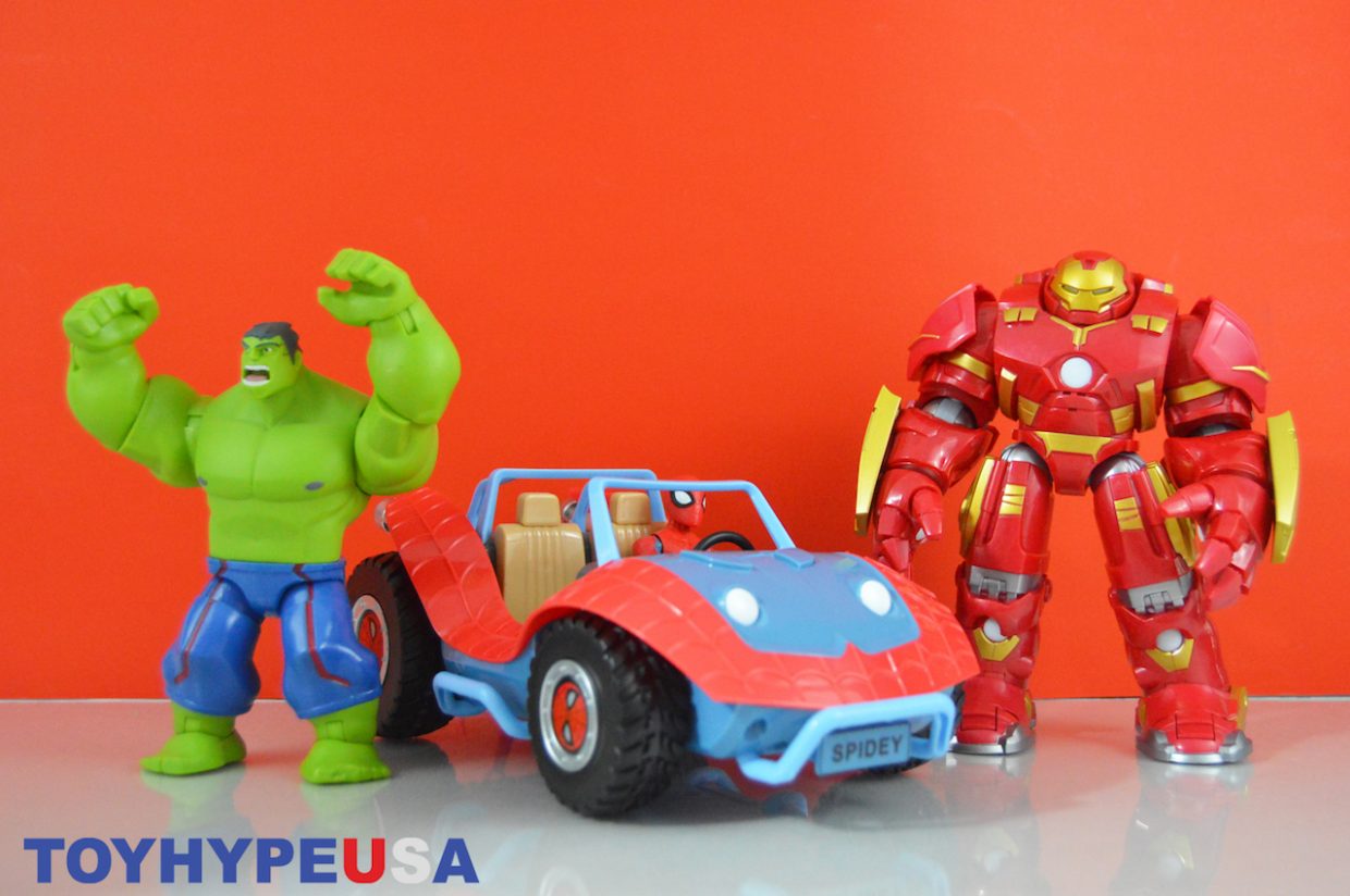 Disney Store Exclusive Marvel Toy Box Spider-Mobile & Spider-Man Figure