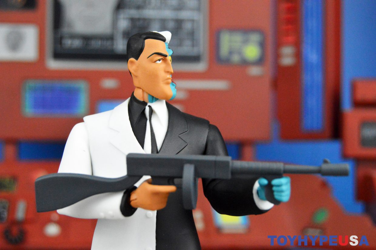 DC Collectibles - Batman: The Animated Series Gray Ghost, Scarecrow ...