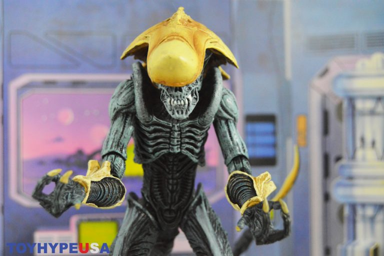 NECA Toys Alien Vs Predator - Arcade Appearance 7" Scale Alien ...
