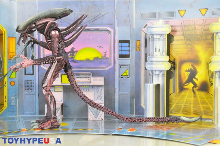 NECA Toys Alien Vs Predator - Arcade Appearance 7" Scale Alien ...