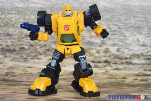 Flame Toys Bumblebee Furai Model Kit Figure Review
