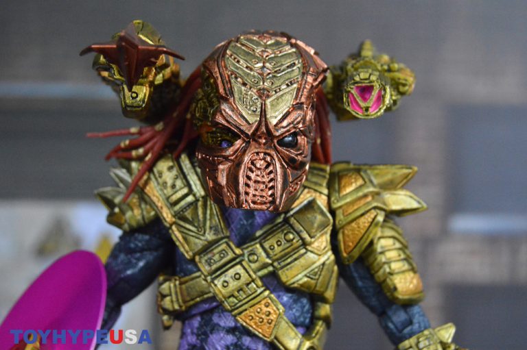 NECA Toys Ultimate Lasershot Predator 7" Scale Figure Review