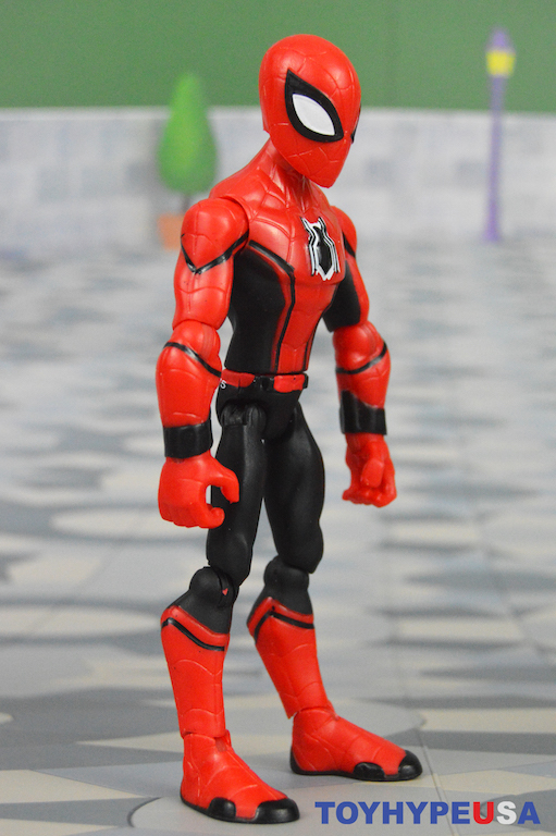 Disney Store Exclusive - Marvel Toy Box Captain Marvel, Wolverine ...