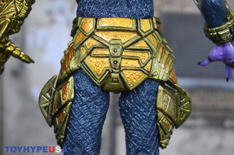 NECA Toys Ultimate Lasershot Predator 7" Scale Figure Review