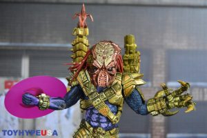 NECA Toys Ultimate Lasershot Predator 7" Scale Figure Review