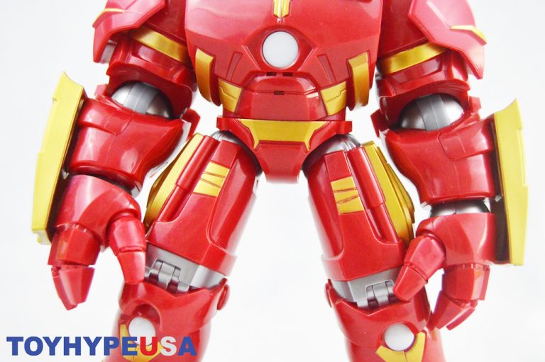 Disney Store Exclusive Marvel Toy Box Hulkbuster Deluxe Figure Set Review