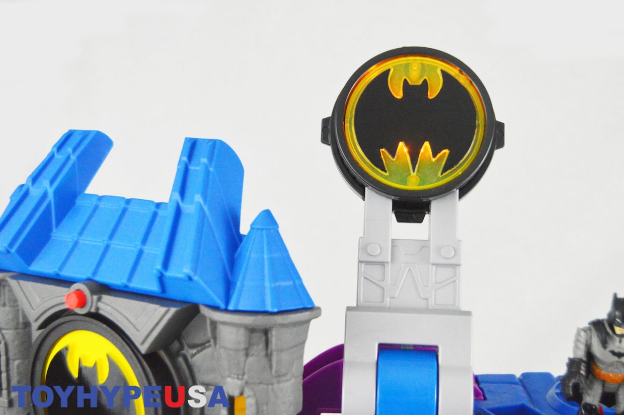 Fisher Price Imaginext DC Super Friends Wayne Manor Batcave Review