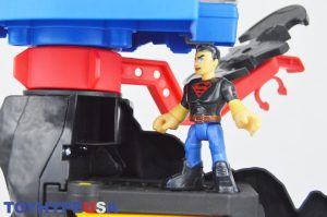 Fisher Price Imaginext DC Super Friends Wayne Manor Batcave Review