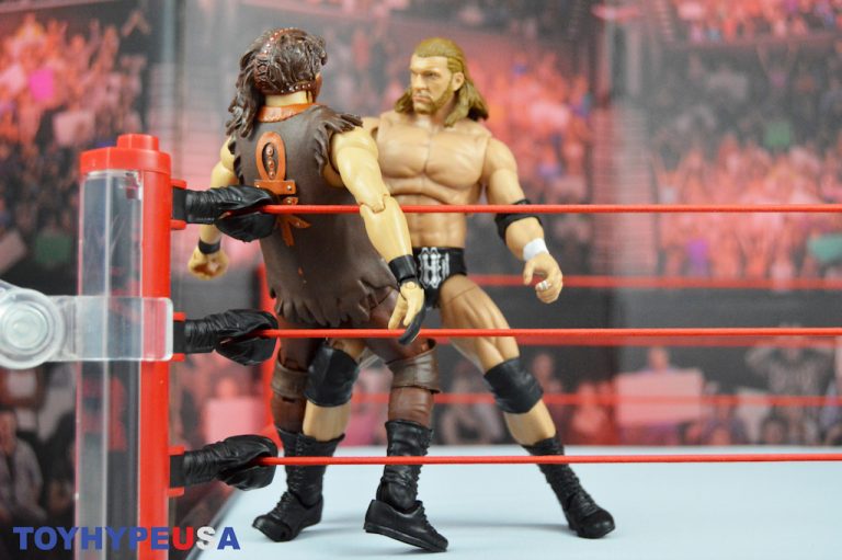 Mattel - WWE Ultimate Edition Triple H Figure Review
