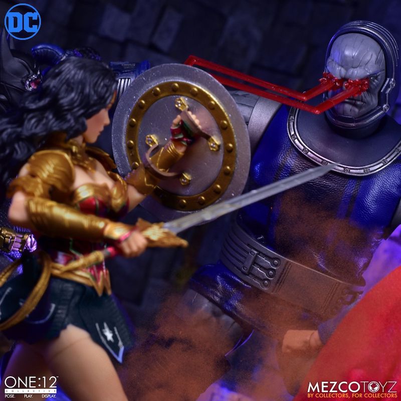 Mezco Toyz DC Comics - Wonder Woman One:12 Collective Figure Mezco Toyz DC Comics - Wonder Woman One:12 Collective Figure