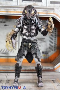NECA Toys Alpha Predator 7" Scale Figure Review