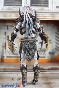 NECA Toys Alpha Predator 7" Scale Figure Review
