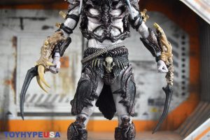 NECA Toys Alpha Predator 7" Scale Figure Review