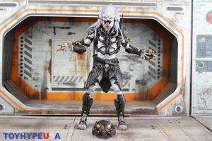 NECA Toys Alpha Predator 7" Scale Figure Review
