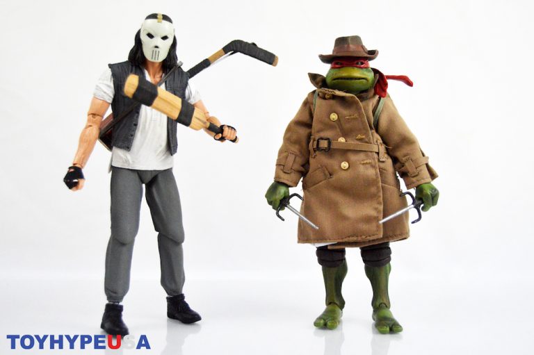 NECA Toys Teenage Mutant Ninja Turtles Movie Casey Jones & Raphael In ...