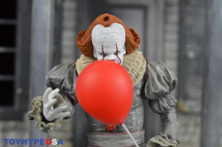 NECA Toys It Chapter Two Pennywise Ultimate Figure Review