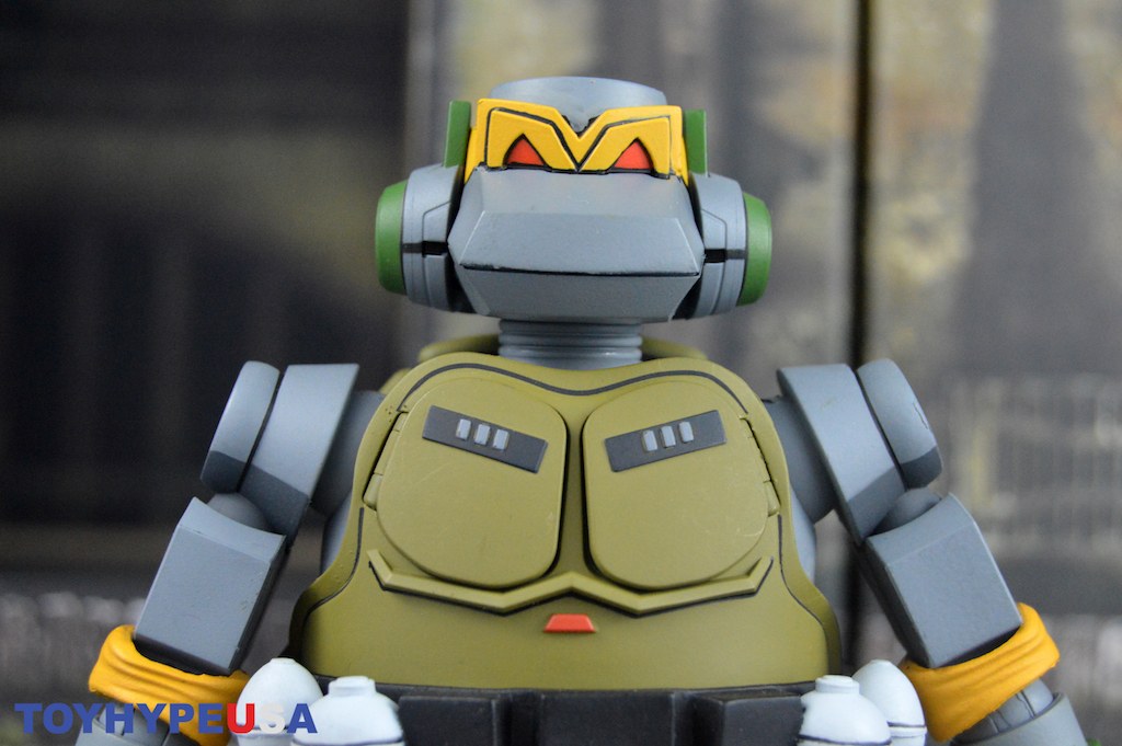 NECA Toys Teenage Mutant Ninja Turtles Cartoon Wave 3 Metalhead Figure ...