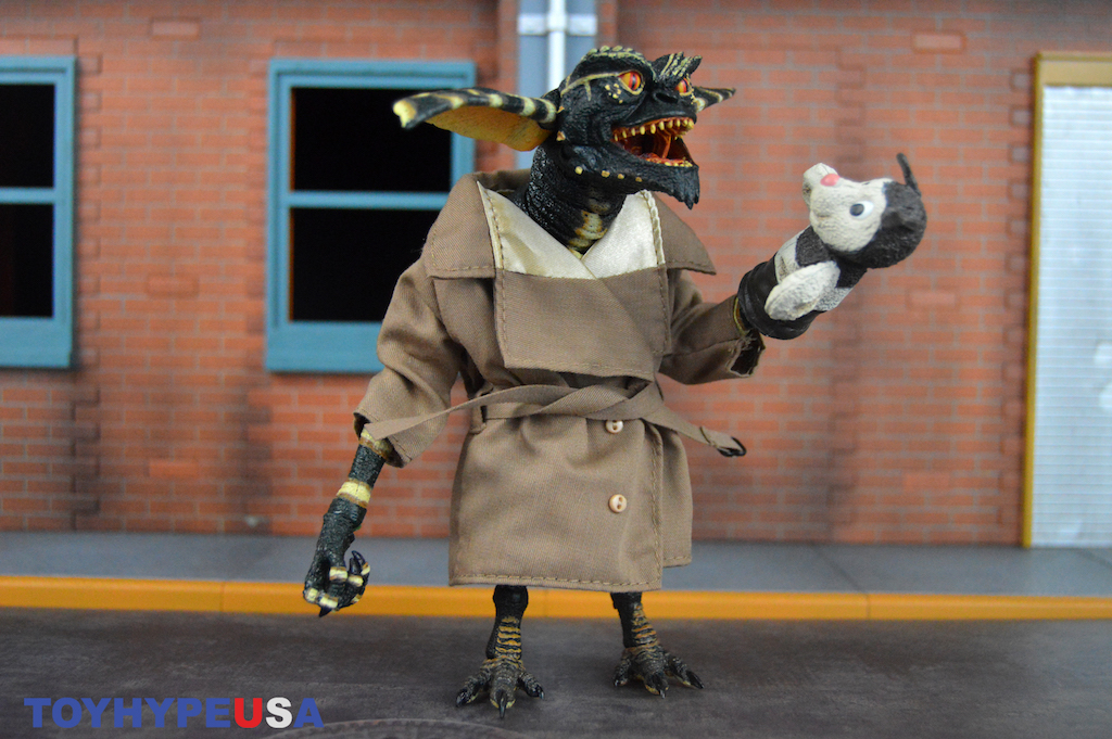 NECA Toys Gremlins - Ultimate Flasher Gremlins 7" Scale Figure Review