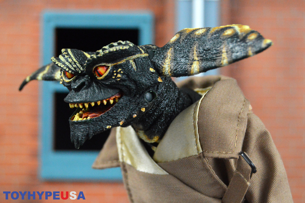 NECA Toys Gremlins - Ultimate Flasher Gremlins 7" Scale Figure Review