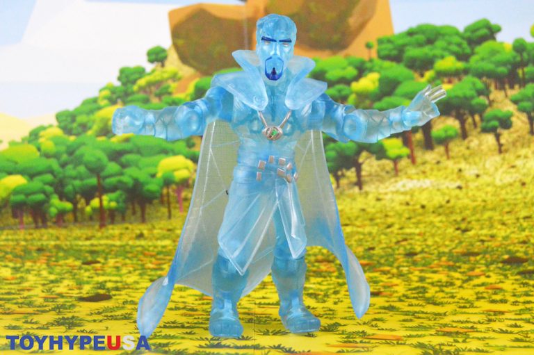 Disney Store Exclusive Marvel Toy Box Avengers Gift Set Review