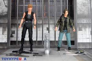 NECA Toys Terminator 2: Judgment Day Sarah Connor & John Connor 2 Pack ...